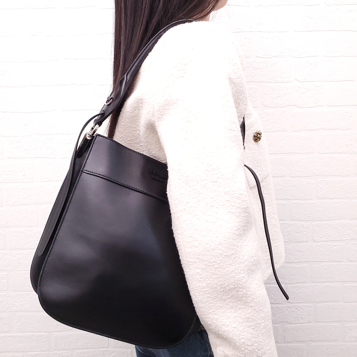 PRADA BLACK 'CITY CALF LEATHER MARGIT' BAG – Rewind Couture